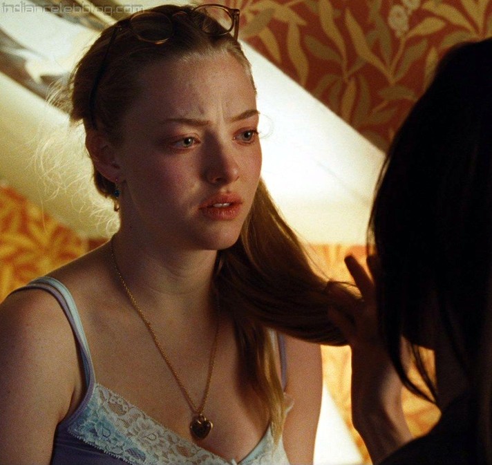 Amanda Seyfried Hollywood Hot Scenes Mcm1 63 Sexy Lingerie Pics Starcelebblog