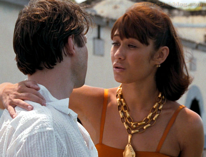 Olga kurylenko Quantum of solace 4 James bond movie screencaps ...
