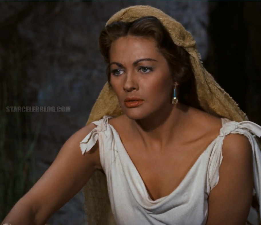 15 The Ten Commandments Yvonne De Carlo Hd Screencaps Starcelebblog
